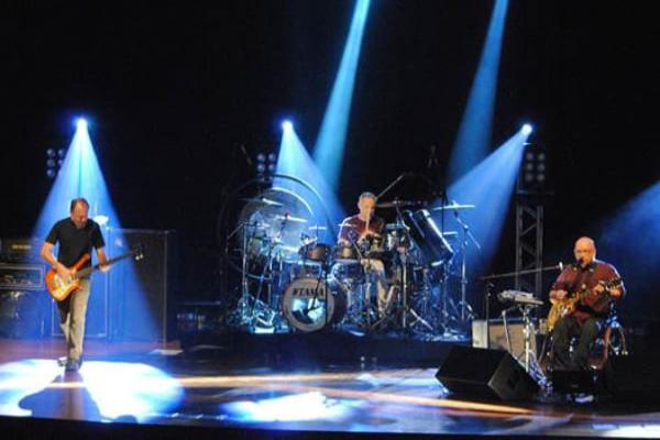 Banda Os Paralamas do Sucesso celebra 40 anos de carreira com dois ...